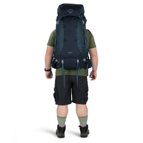 osprey-volt-65-litres-extended-fit-in-use-rear_grande.jpg?v=1679630326
